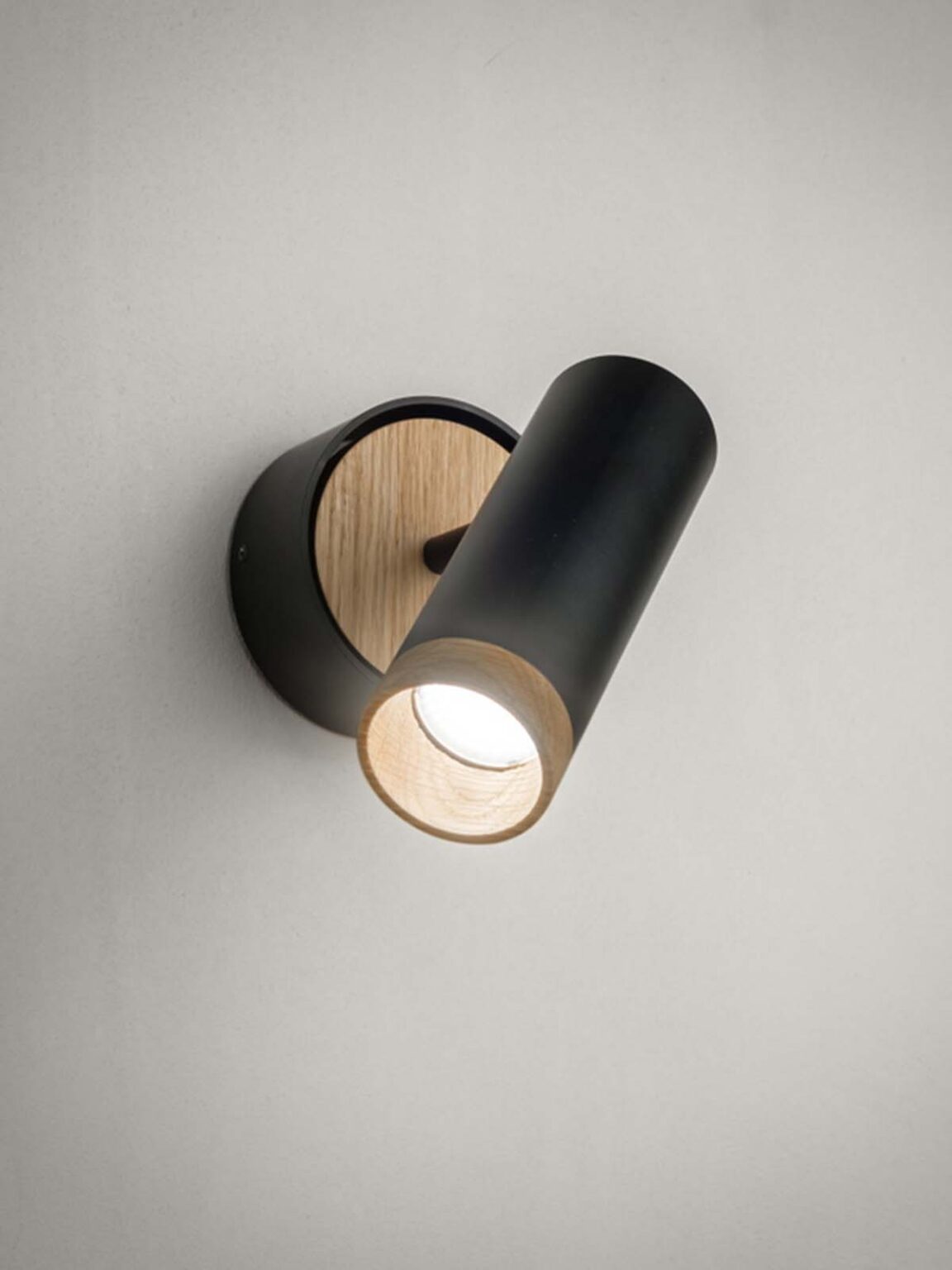 Pheb 5 Wandleuchte | DesignOrt Premium Designerleuchten & Designerlampen