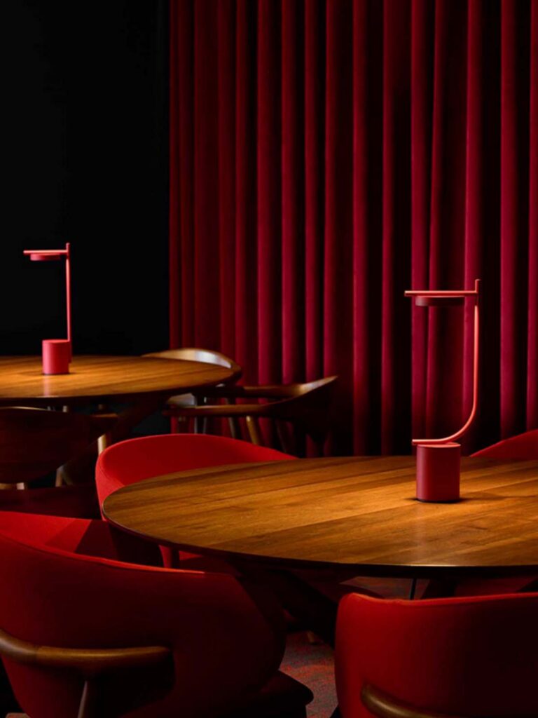 Igram Table Lamp Cordless | DesignOrt Premium Designerleuchten & Designerlampen